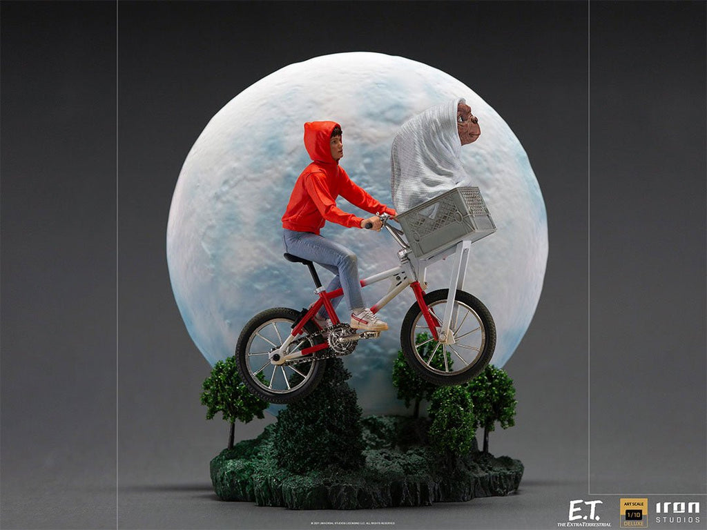 iron-studios-et-elliot-deluxe-110-scale-statue-725640_1024x1024.jpg?v ...