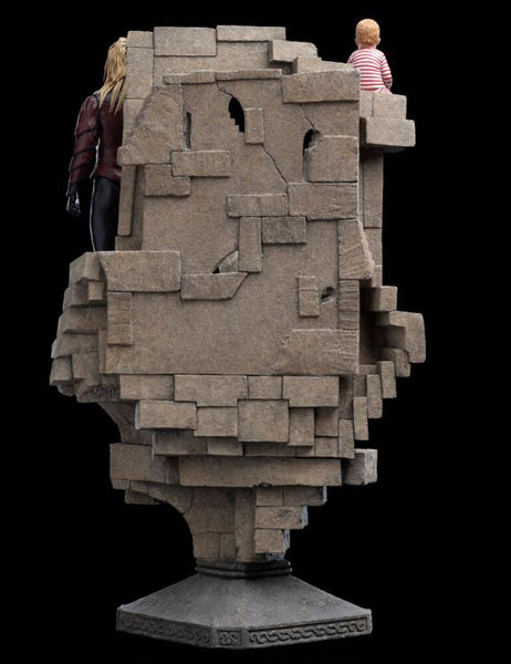 weta-workshop-labyrinth-sarah-and-jareth-in-the-illusionary-maze-16 ...