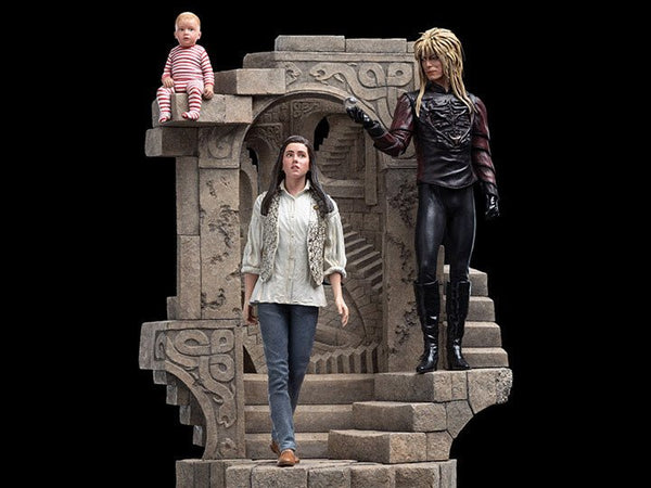weta-workshop-labyrinth-sarah-and-jareth-in-the-illusionary-maze-16 ...